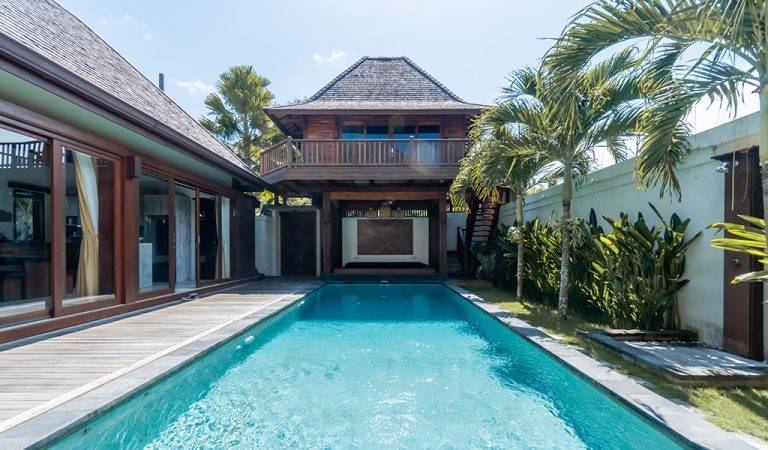 Prefab Villa Jineng Jati – Earthquake-Resistant Timber Villa in Bali